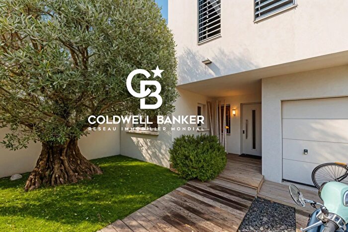 Maison à vendre - Le Bouscat, Centre-ville, Robert Schuman - 5 pièces - 4 chambres