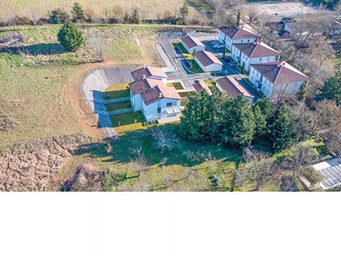 Maison à vendre - Vigoulet-Auzil - 4 pièces - 3 chambres