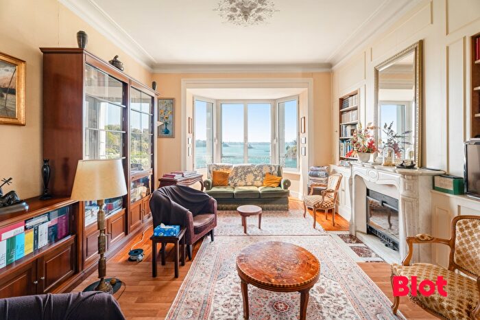 Maison à vendre - Saint-Malo - 7 pièces - 5 chambres