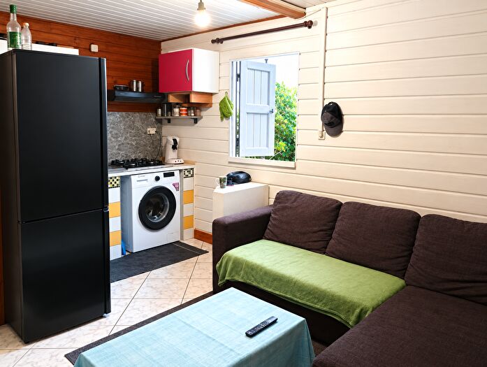 Appartement 2 pièces à Le Tampon, Trois Mares, à vendre