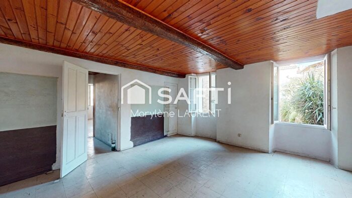 Maison 6 pièces à Collobrières, à vendre