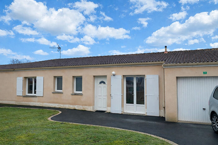 Maison à vendre - Bressuire, Chambroutet, Noirlieu, Noirterre - 5 pièces - 3 chambres