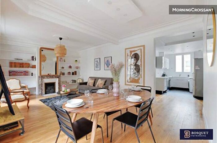 Appartement à louer - Porte Dauphine, Paris ème arrondissement - 2 pièces - 1 chambre