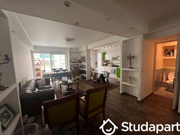 Appartement à louer - Saint Louis, Lyon ème arrondissement - 1 pièce