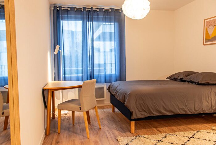 Appartement à louer - La Roche-sur-Yon, Pentagone, Pont-Morineau - 1 pièce