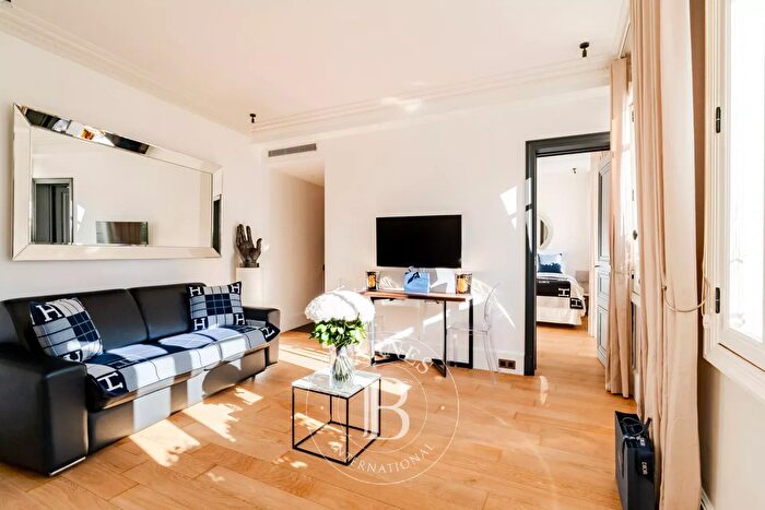 Paris 1er, Vendôme : Appartement 2 pièces à louer