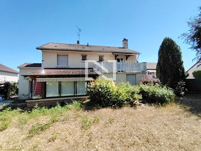 Maison 6 pièces à vendre à Saint-Marcel