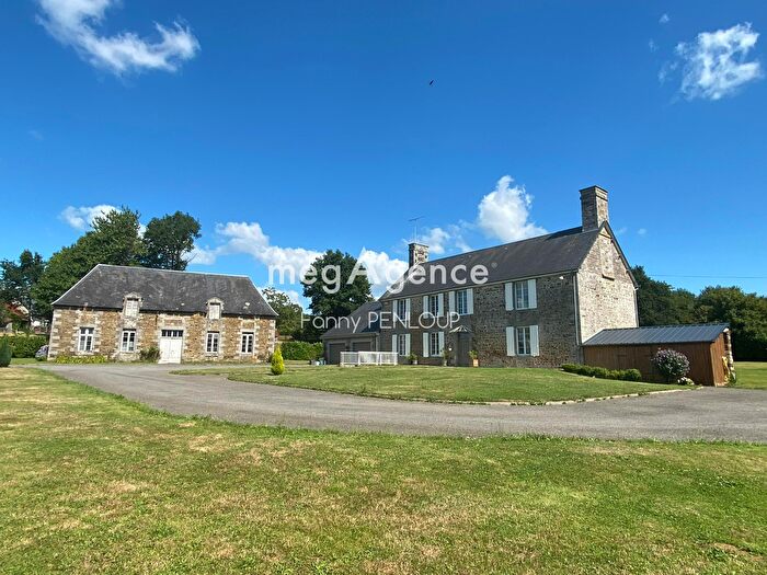 Maison à vendre - Isigny-le-Buat - 8 pièces - 5 chambres