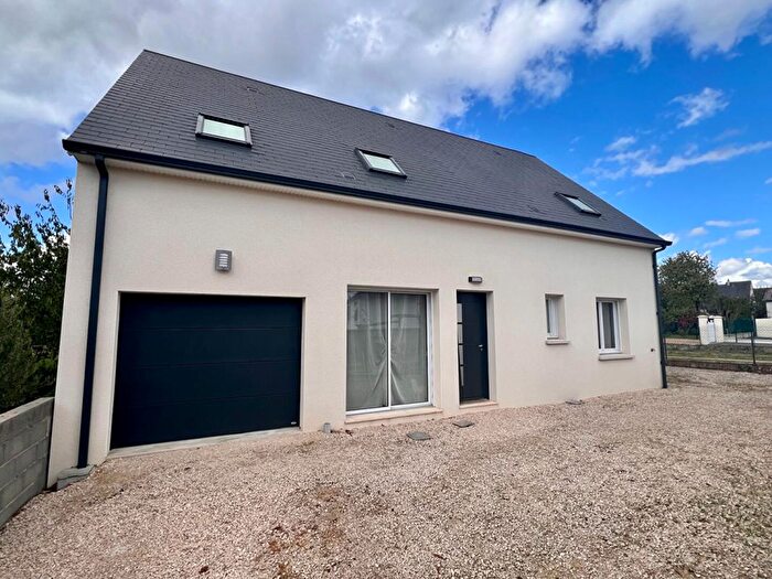 Vendôme, Centre-ville, Rochambeau : Maison 6 pièces à vendre