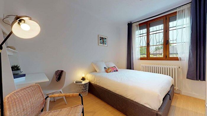 Appartement à louer - Bois Saint Martin-Yvris-Richardets-Monfort, Noisy-le-Grand - 1 pièce