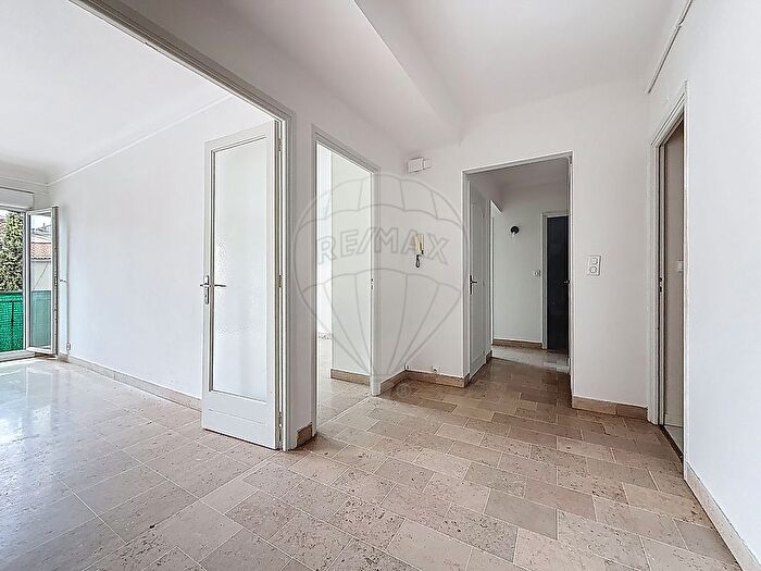 Perpignan, Saint-Martin : Appartement 4 pièces à vendre