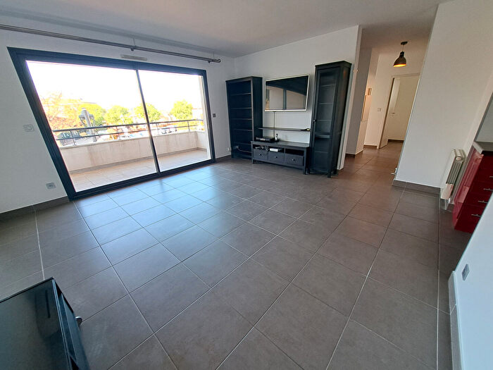 Appartement 3 pièces à louer à Villeneuve-lès-Avignon, Pasteur, Bellevue