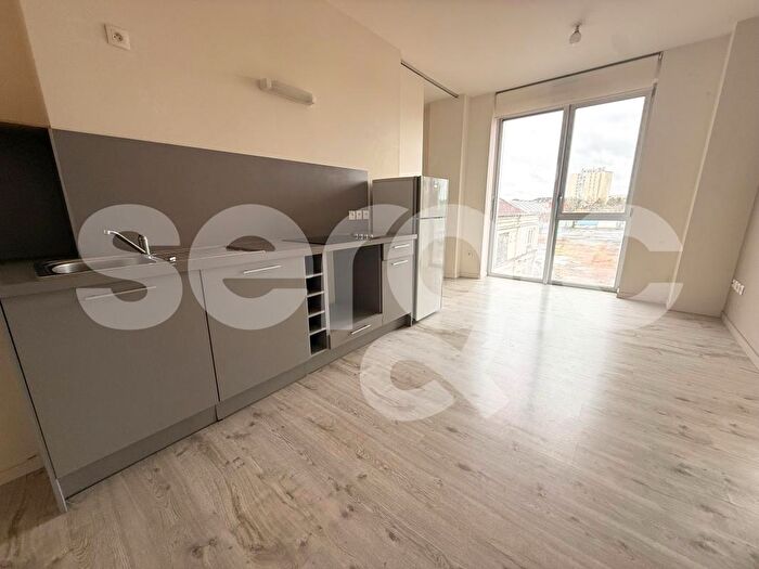 Appartement à louer - Lille, Vauban, Esquermes - 3 pièces - 2 chambres