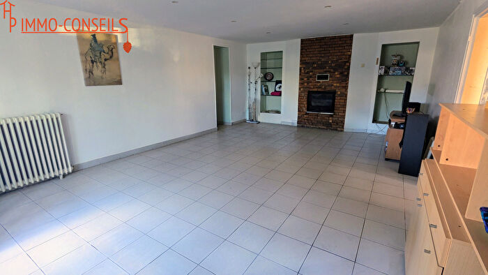 Maison à vendre - Saint-Julien-de-Vouvantes - 6 pièces - 3 chambres
