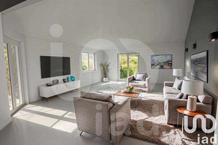 Maison à vendre - Saint-Clément-de-Rivière - 5 pièces - 4 chambres