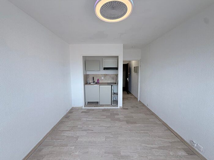 Appartement 1 pièce à Marseille 6ème, Cours julien, Notre-Dame-des-Monts, à louer