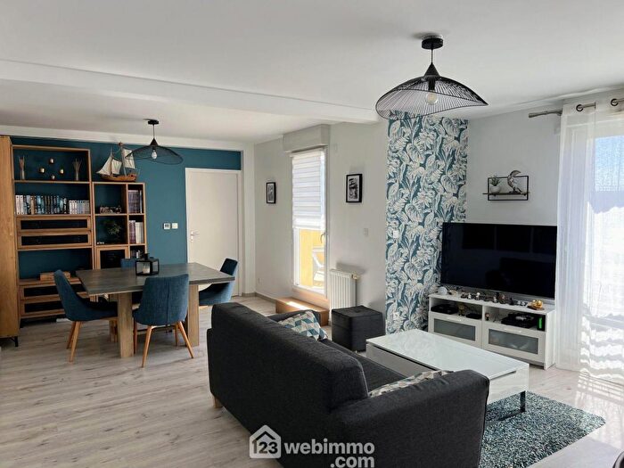Appartement 4 pièces à vendre - Avrillé, Ardenne, les Raffoux, Plateau de la Mayenne