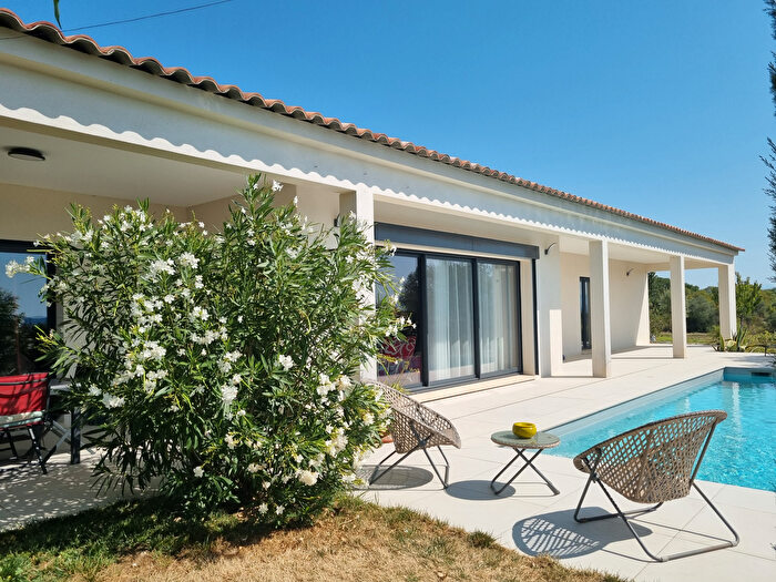 Maison 4 pièces à Forcalquier, à vendre