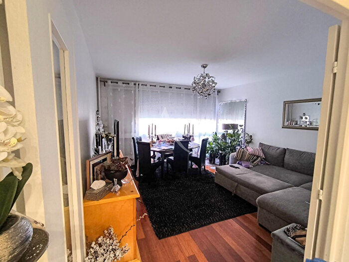 Appartement à vendre - Crosne - 3 pièces - 2 chambres