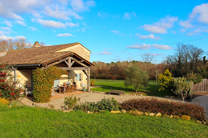 Maison à vendre - Coimères - 5 pièces - 3 chambres
