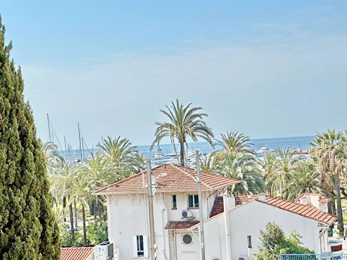 Appartement à vendre - Cannes, Pointe Croisette - 2 pièces - 1 chambre