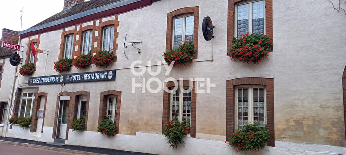Baye : Maison 17 pièces à vendre