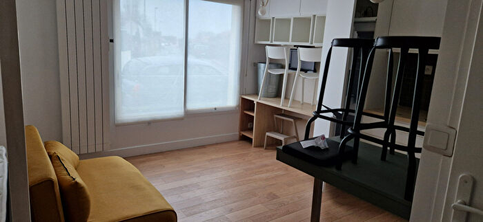 Appartement à louer - Challans, Centre-ville - 1 pièce