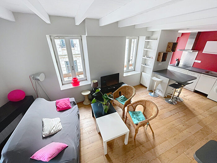 Appartement à vendre - La Rochelle, Centre-ville, Vieux-port, Marché - 3 pièces - 2 chambres