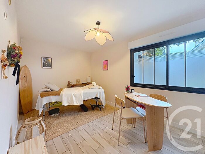 Appartement à louer - La Teste-de-Buch, Centre-ville - 1 pièce