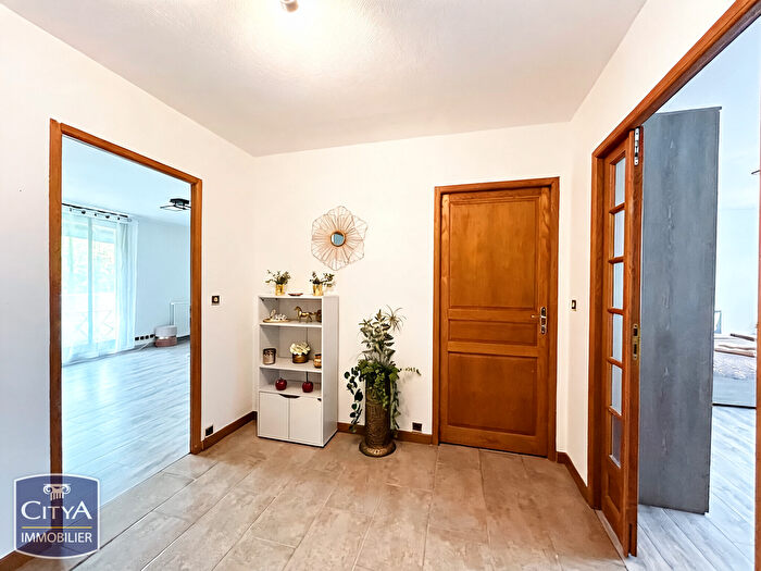 Évry, Les Epinettes : Appartement 4 pièces à vendre