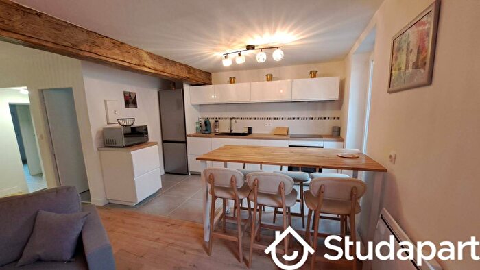 Appartement à louer - Reste des Chenes-Le Ponceau, Cergy - 1 pièce - 6 chambres