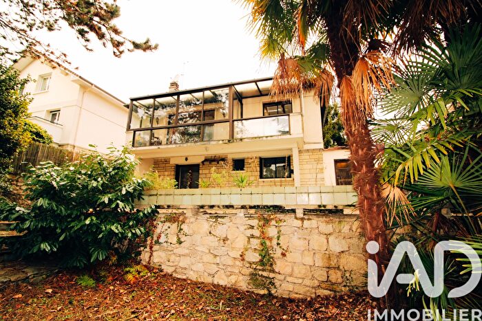 Maison à vendre - Chaville, Petits Bois - 5 pièces - 4 chambres