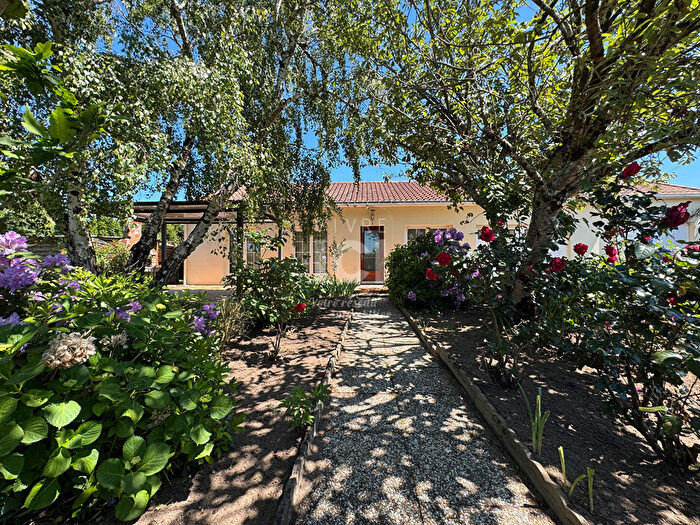 Maison à vendre - Saint-Sébastien-sur-Loire, Est - 5 pièces - 3 chambres