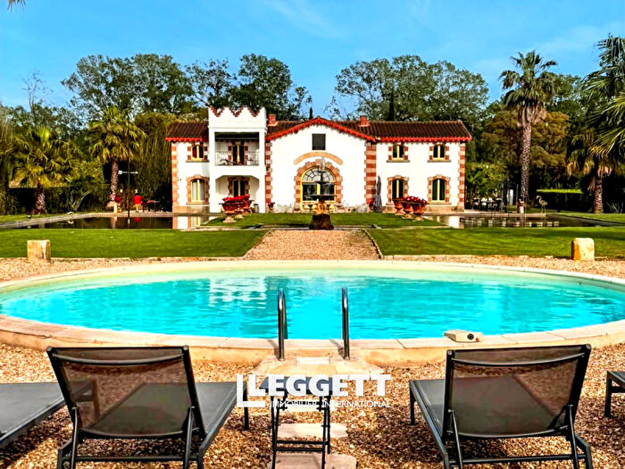 Maison à vendre - Arles, Mas-Thibert, Salin-de-Giraud - 12 pièces - 9 chambres