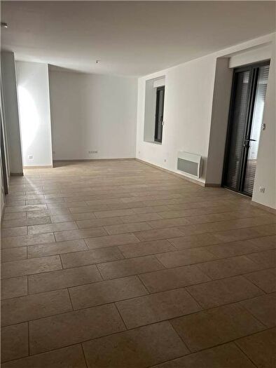 Appartement à louer - Verclause - 4 pièces - 3 chambres