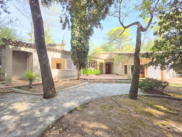 Nîmes, Tour Magne : Maison 6 pièces à vendre