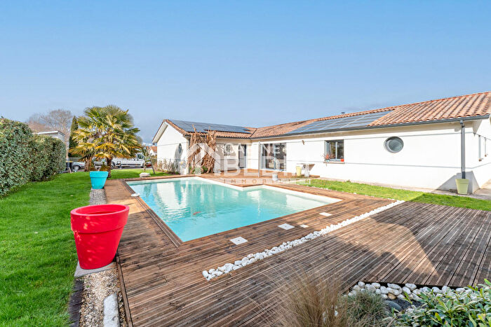 Maison à vendre - Cursan - 6 pièces - 4 chambres