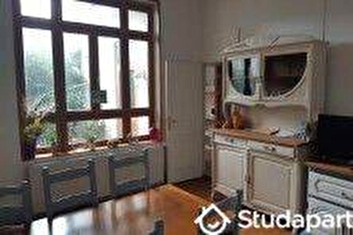 Hôtel de Ville-Lafayette, Calais : Appartement 1 pièce à louer