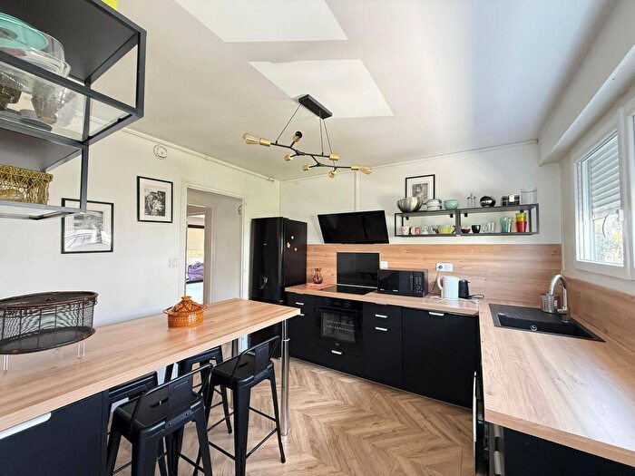Abbaye, Grenoble : Appartement 4 pièces à louer