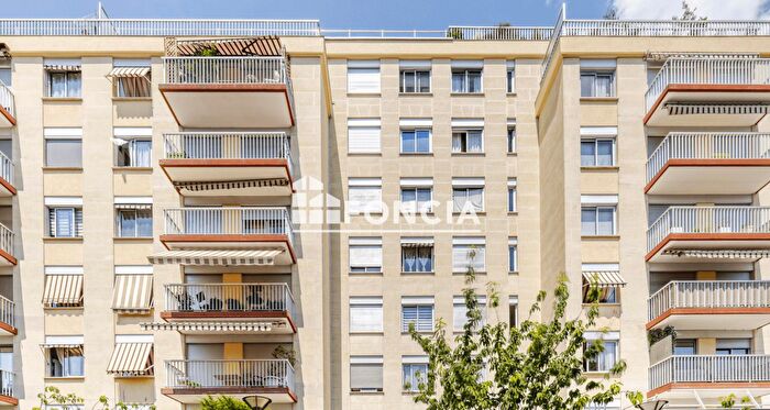Appartement 5 pièces à vendre - Rosny-sous-Bois, Centre-ville