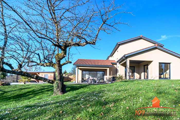 Maison à vendre - Pommiers - 6 pièces - 5 chambres
