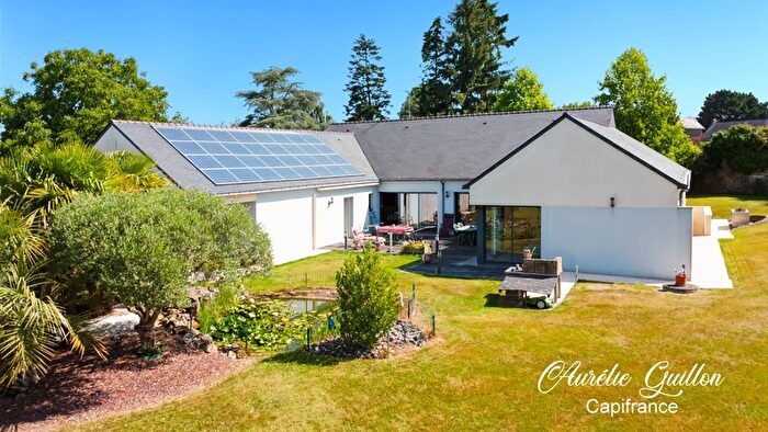 Maison à vendre - Ploërmel - 9 pièces - 4 chambres
