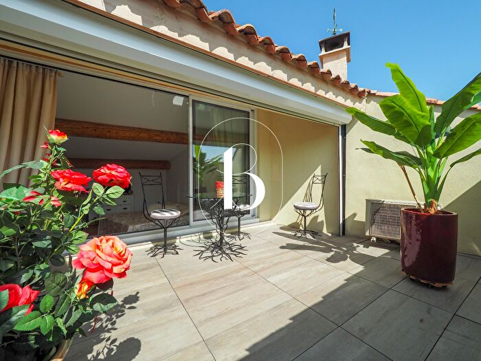 Maison à vendre - Uzès - 4 pièces - 2 chambres