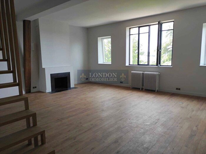 Appartement à louer - Le Chesnay-Rocquencourt - 7 pièces - 4 chambres