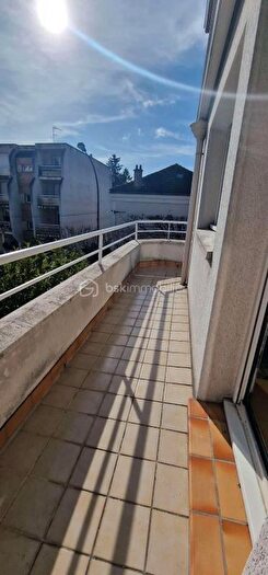 Appartement à vendre - Livry-Gargan, La Poudrerie - 2 pièces - 1 chambre