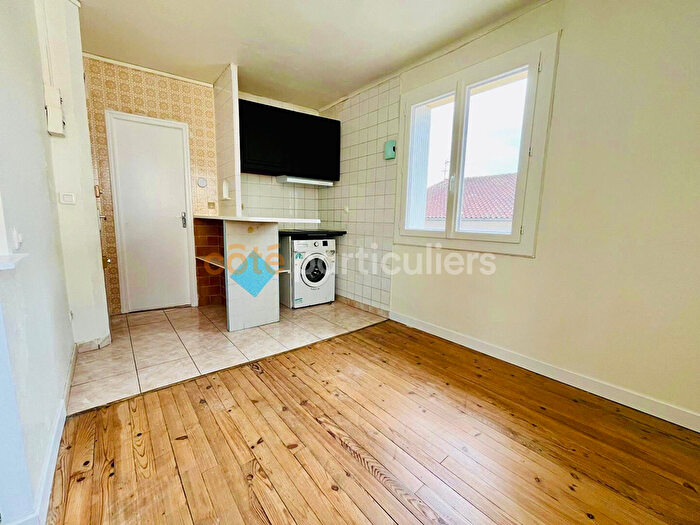 Appartement à louer - Montauban, Ville-Bourbon - 1 pièce
