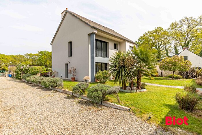 Maison à vendre - Thorigné-Fouillard - 8 pièces - 6 chambres