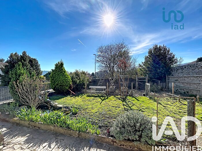 Maison à vendre - Maclas - 3 pièces - 2 chambres