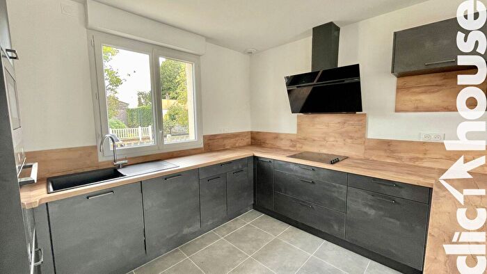 Fontenay-le-Marmion : Maison 6 pièces à louer