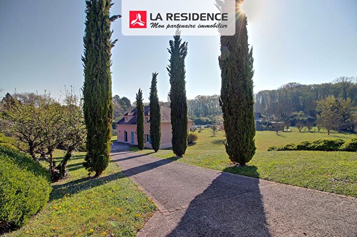 Maison à vendre - Chambourcy - 8 pièces - 5 chambres